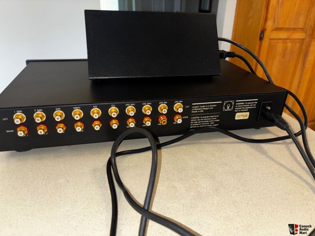 Aragon 18K preamplifier Photo #5862069 - Canuck Audio Mart