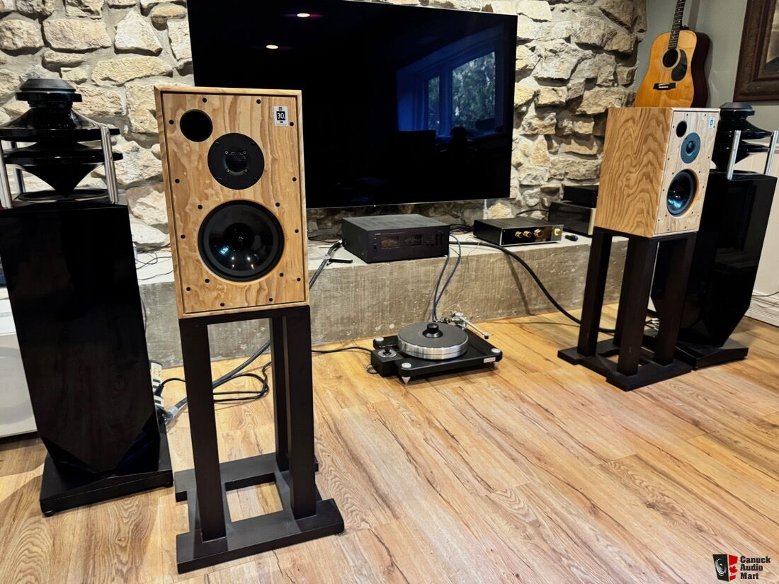 Low use Harbeth 30.2 XD in Tamo Ash Wood with stands For Sale - Canuck ...