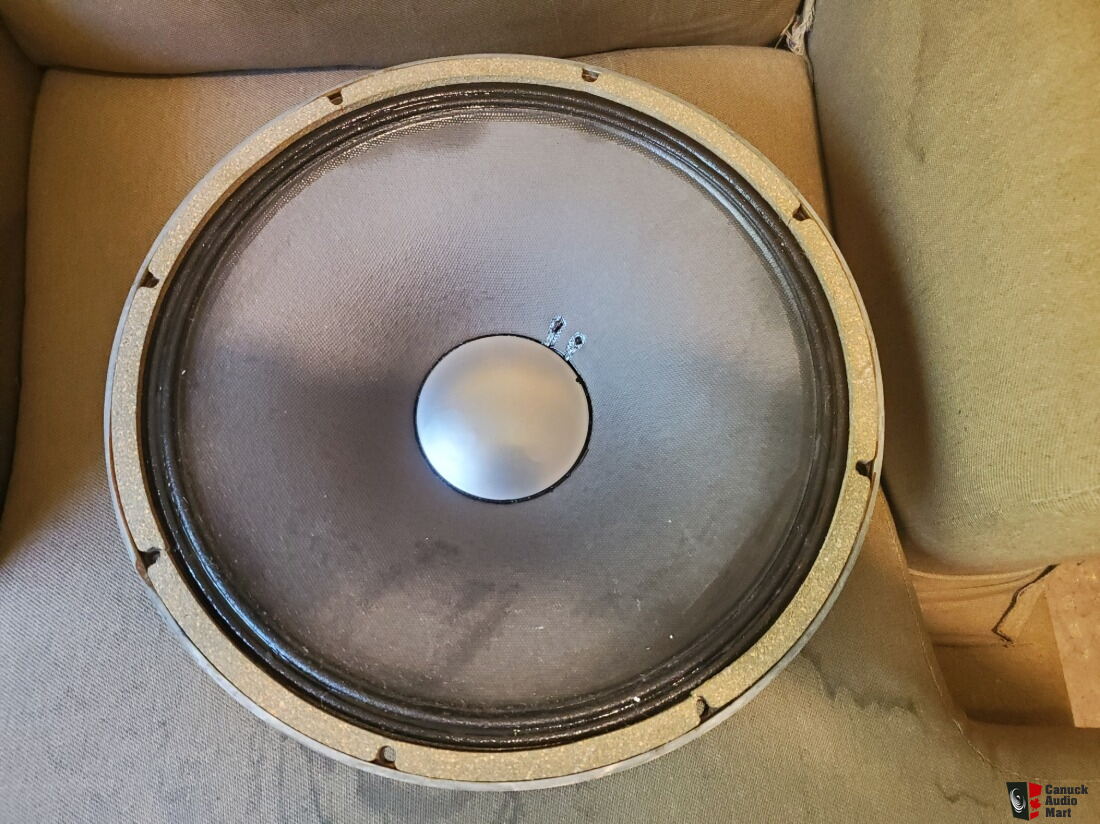 JBL D130 15 inch woofers alnico magnet 8 ohms impedance in working ...