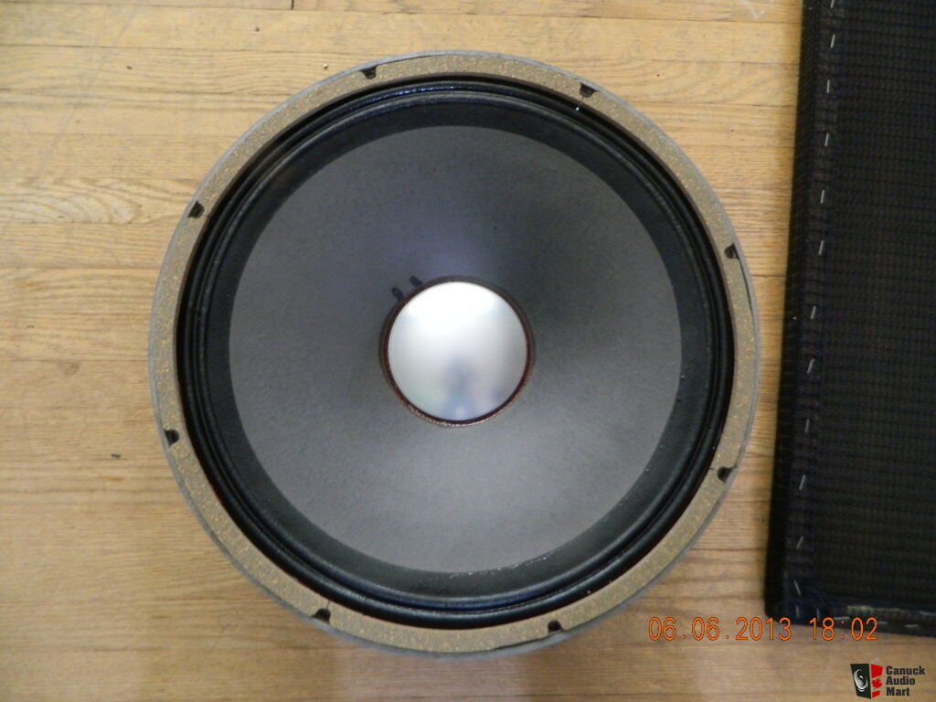 JBL 030 Speaker System, 2 x D-130 Drivers,2 x 075 Bullet Tweeters,2 x ...