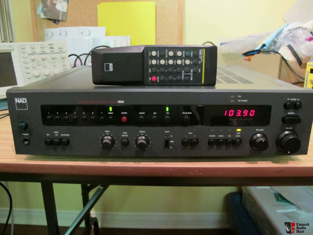 NAD Monitor Series Preamp Tuner 1600 Photo #588390 - UK Audio Mart