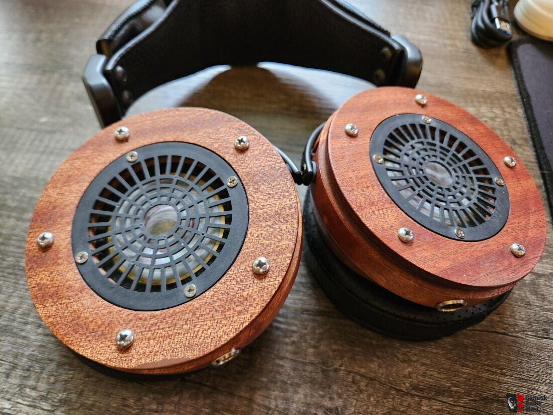 ZMF Atrium Closed LTD - Queensland Maple - 6 sets of pads Photo ...