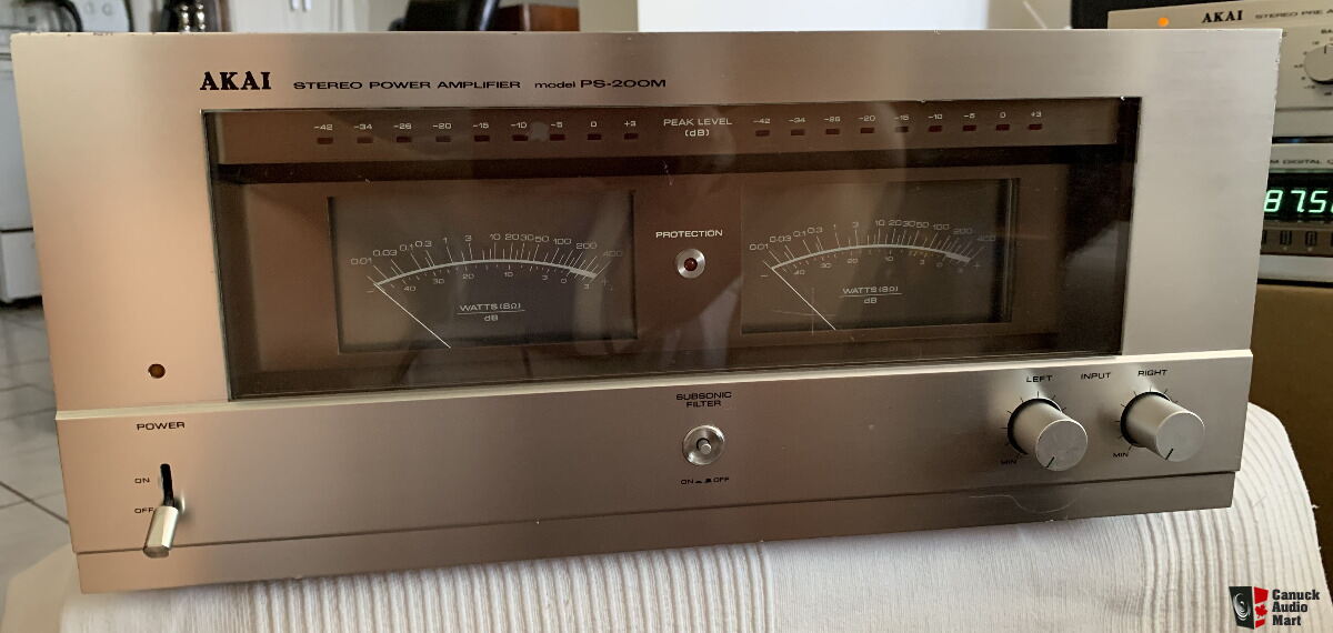 AKAI PS-200M - * Prestige Series * TOTL Photo #5887746 - Canuck Audio Mart