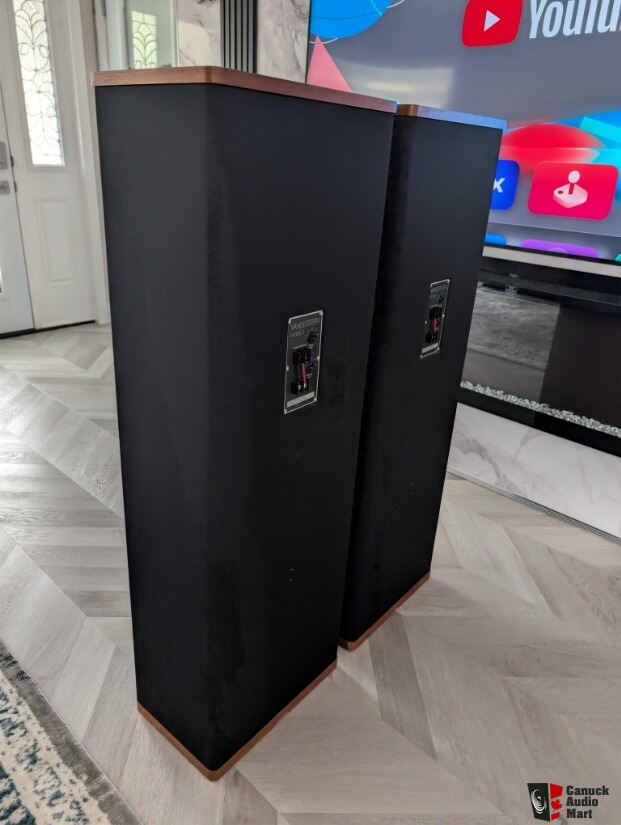 Vandersteen model 3 floor standing speakers like new condition Photo ...