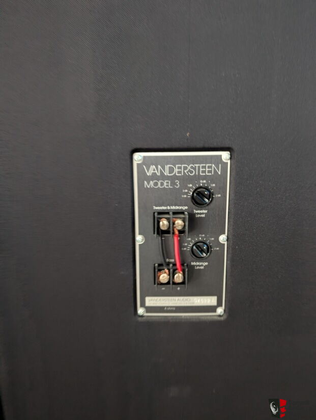 Vandersteen model 3 floor standing speakers like new condition Photo ...