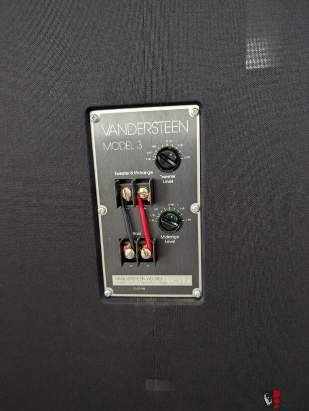Vandersteen model 3 floor standing speakers like new condition Photo ...