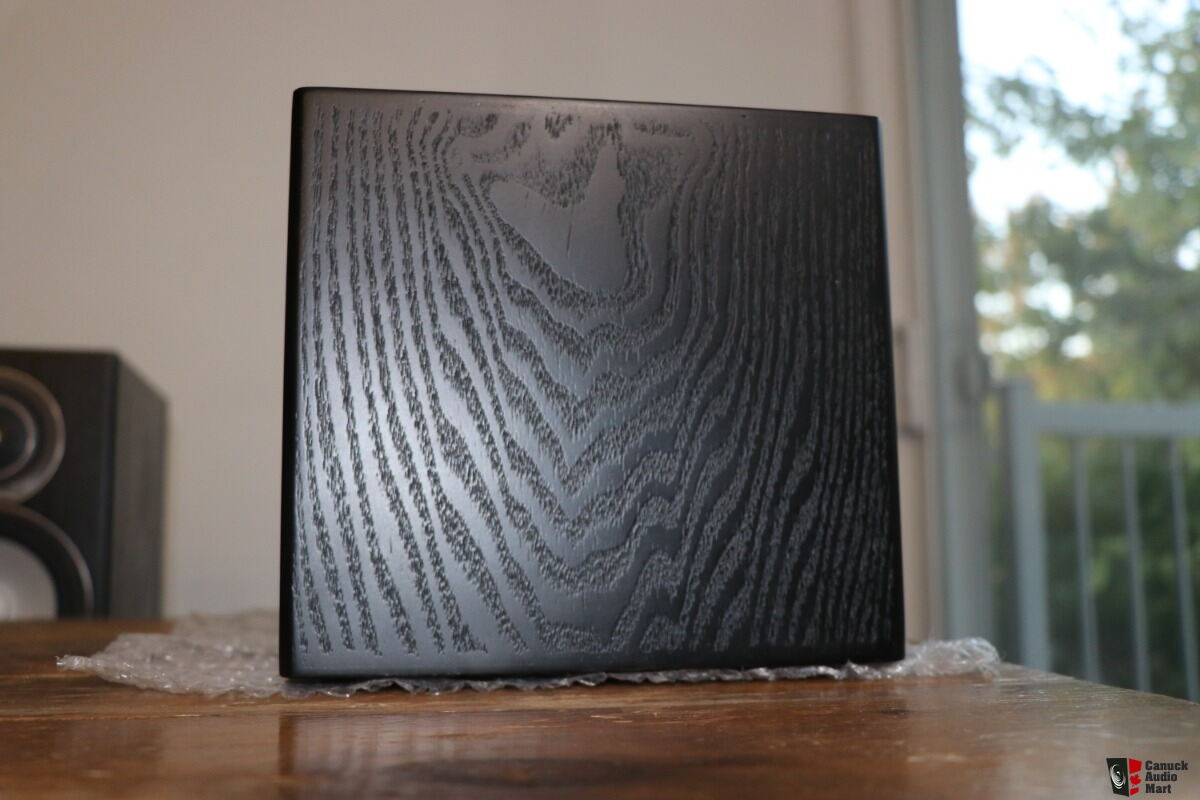 monitor audio silver rx8 center in a perfect condition AAA one of best ...