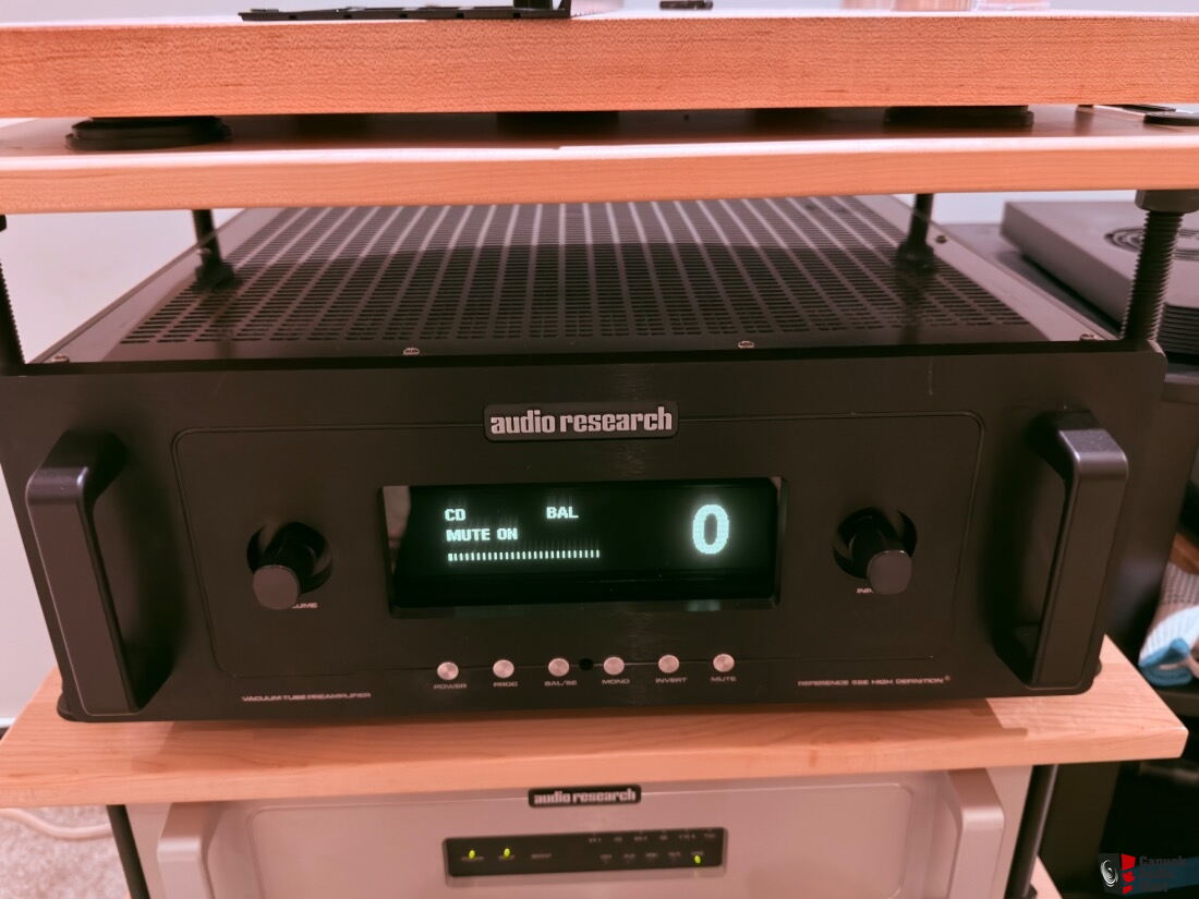 Audio Research Ref 5 SE black with extra tubes Photo #5910623 - Canuck ...