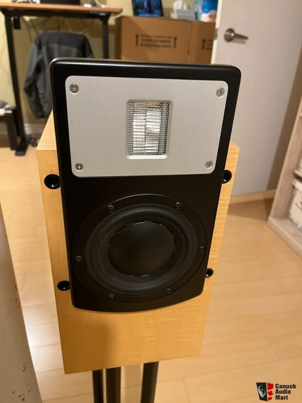 Red Rose R3 with stands Photo #5913688 - Canuck Audio Mart