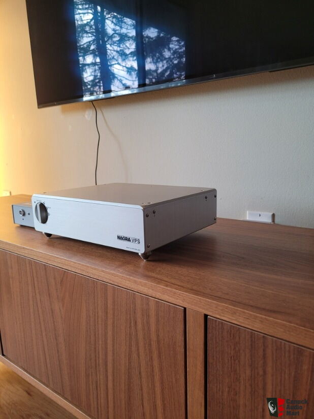 Nagra VPS Valve Phono Stage Photo #5916092 - Canuck Audio Mart