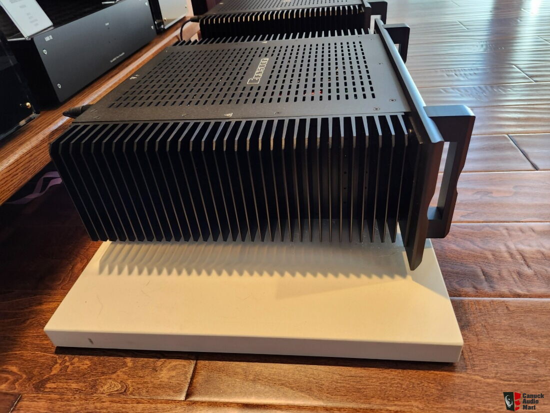 Bryston 7B3 Mono Blocks with 19 inch plates and handles Demo Sale Photo ...