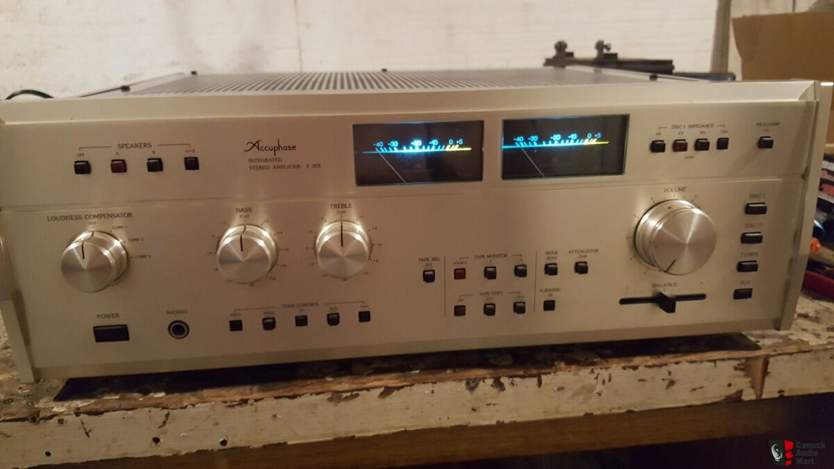 accuphase integrated amp e 303 Photo #5917335 - US Audio Mart