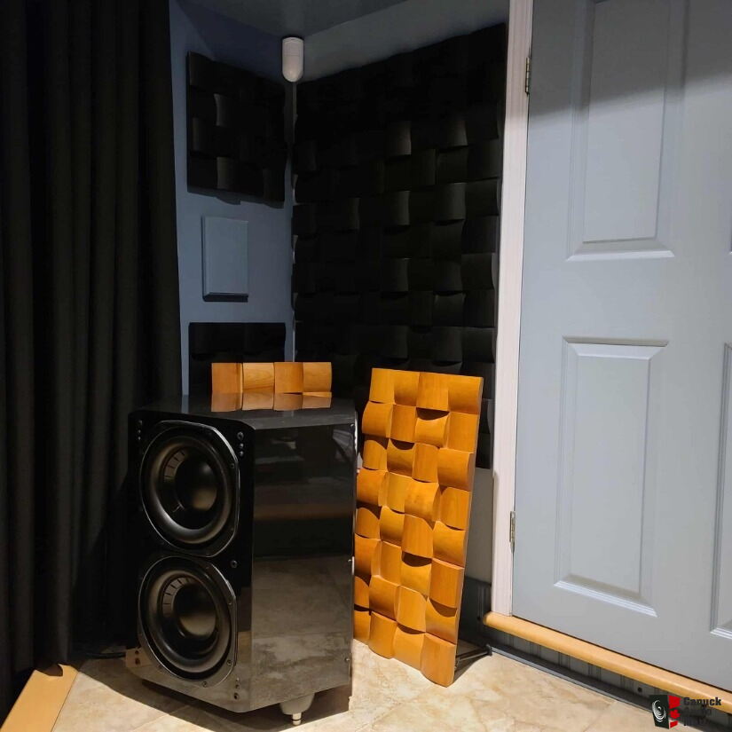 Paradigm Signature SUB2 Photo #5918269 - Canuck Audio Mart