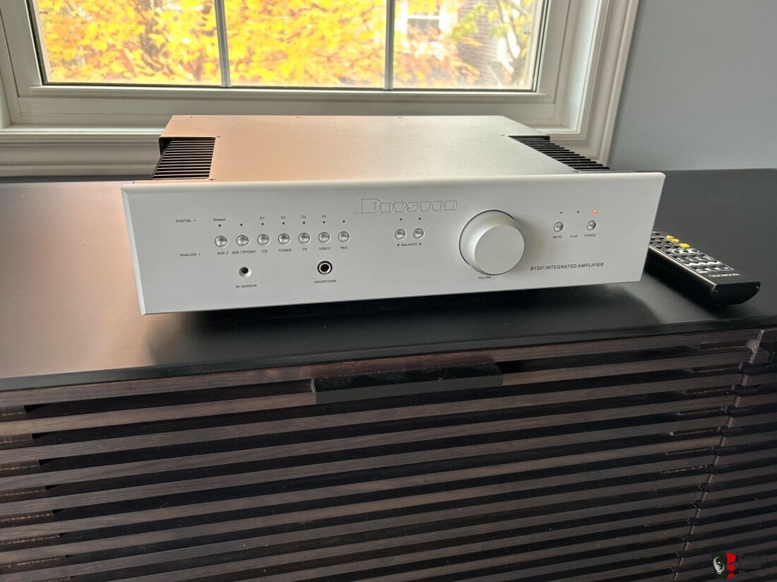Bryston B135 Cubed Integrated Amplifier (both DAC and PHONO board ...