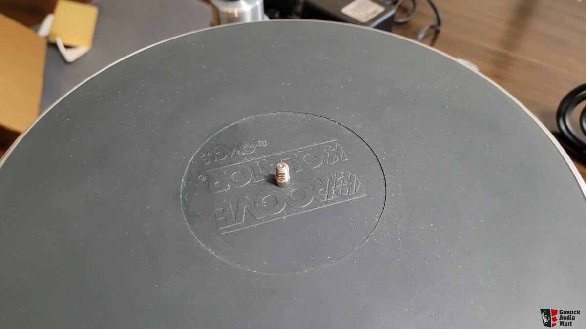 Oracle Mark I Turntable with Fidelity Research FR-54 tonearm and Grace ...