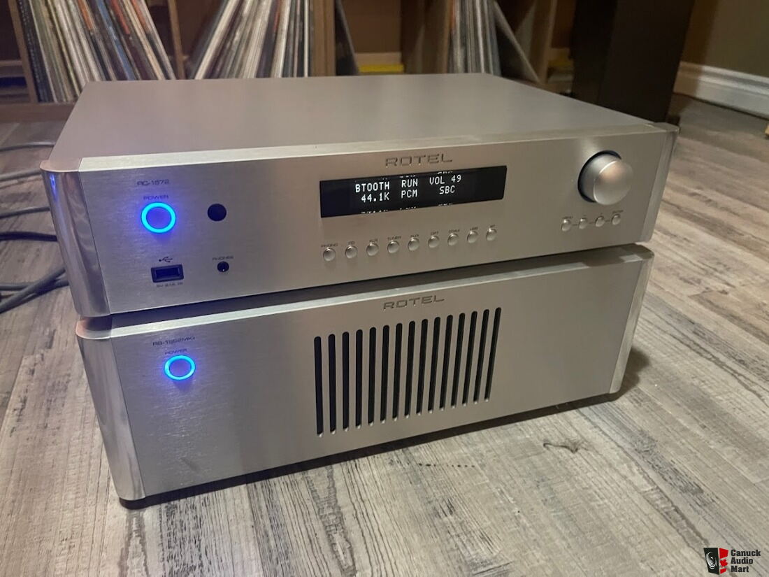 Rotel 1572 Preamp Photo #5922508 - Canuck Audio Mart