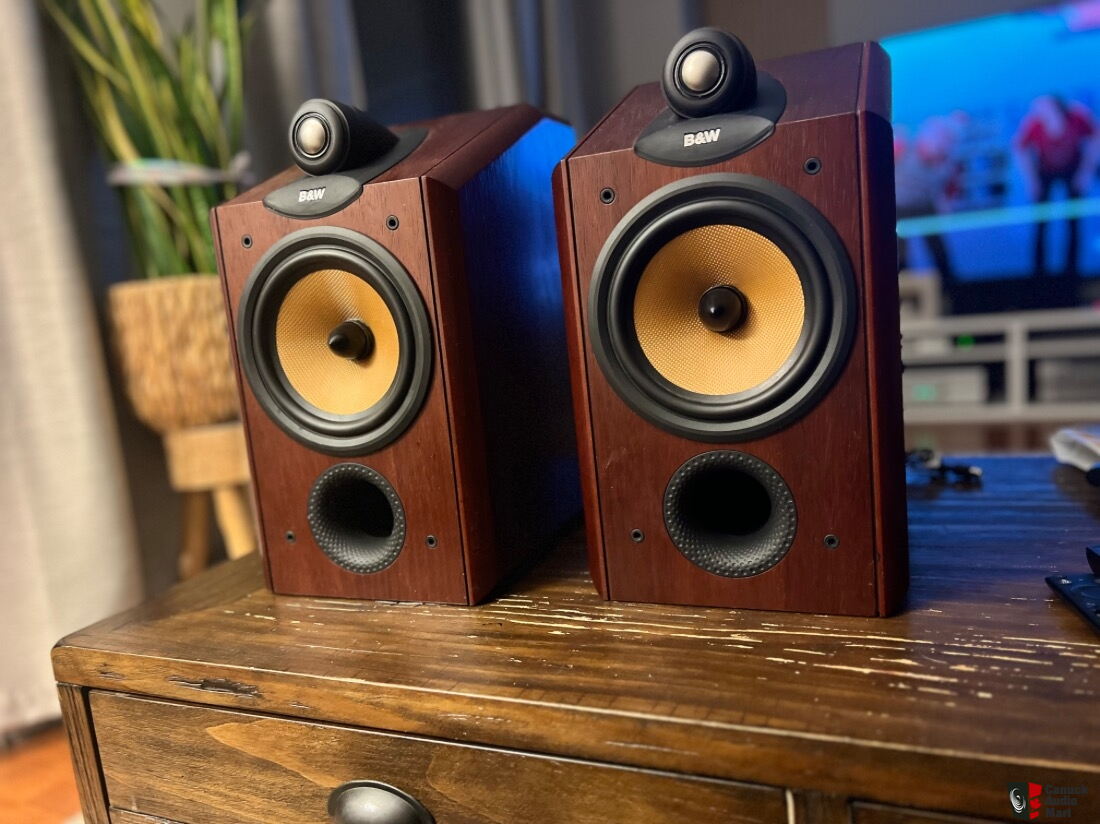Bowers and Wilkins CDM 1NT (Nautilus tweeters) Bookshelf Speakers Photo ...
