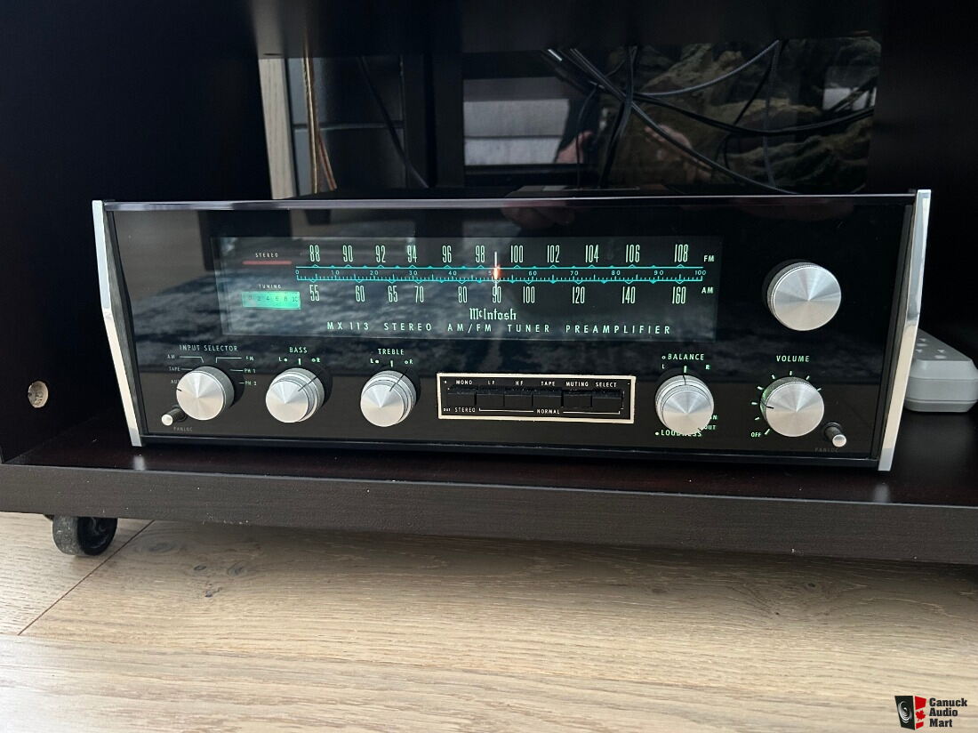 Tuner Preamplifier Mcintosh MX-113 Photo #5935523 - Canuck Audio Mart