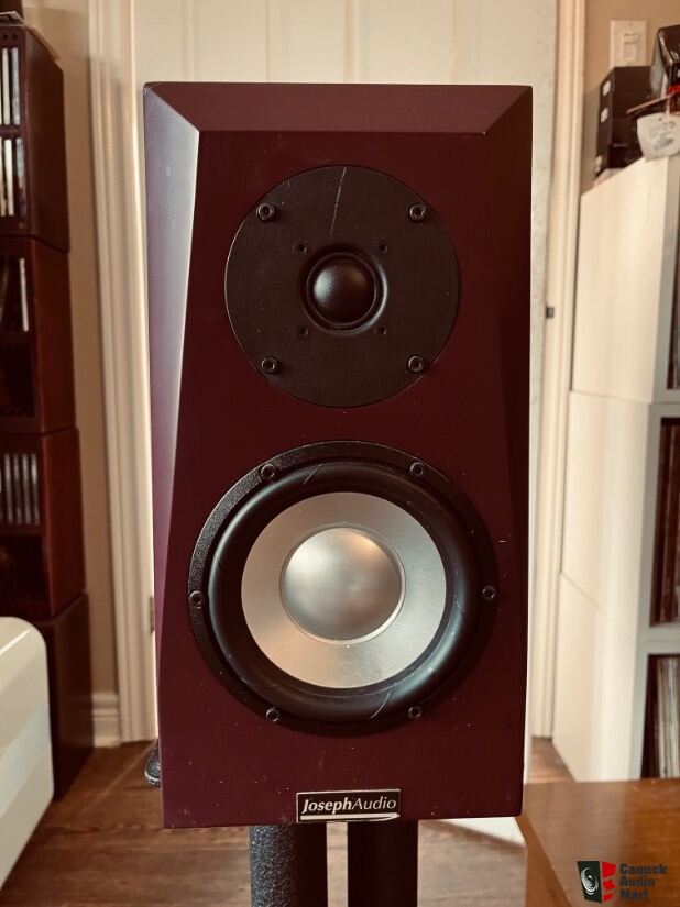 First come first serve basis Photo #5935555 - Canuck Audio Mart