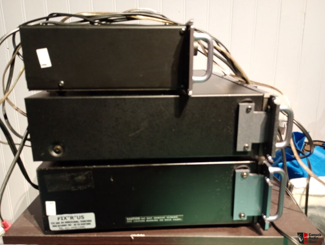 Carver Audio System Photo #5934839 - Canuck Audio Mart