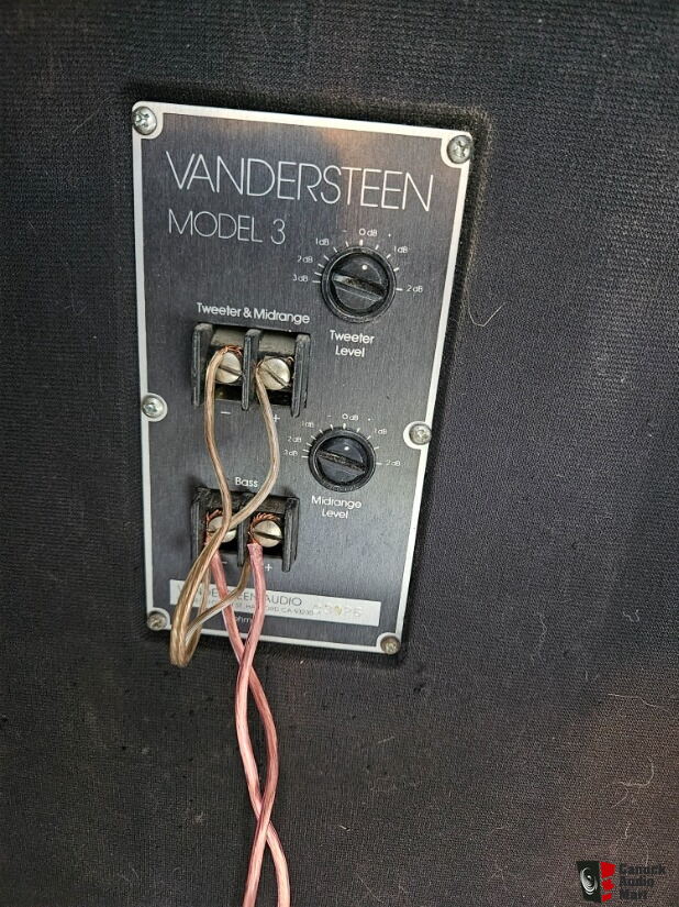 Vandersteen model 3 speakers Photo #5937466 - Canuck Audio Mart