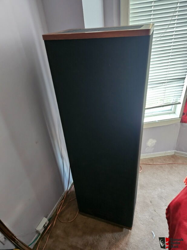Vandersteen model 3 speakers Photo #5937466 - Canuck Audio Mart