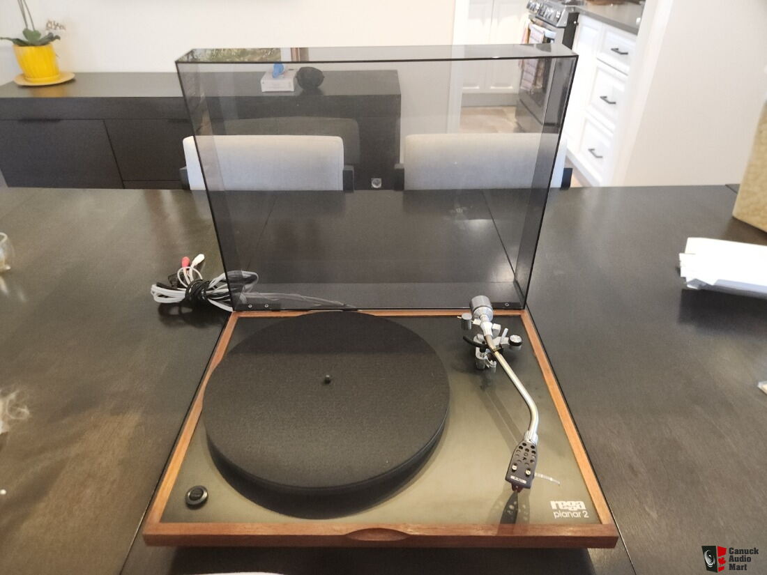 RARE Rega Planar 2 Turntable with wooden trim Photo #5943491 - Canuck ...