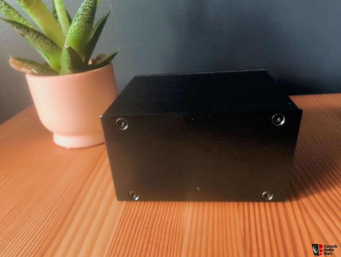 Fluance phono Pre-amp For Sale - Canuck Audio Mart