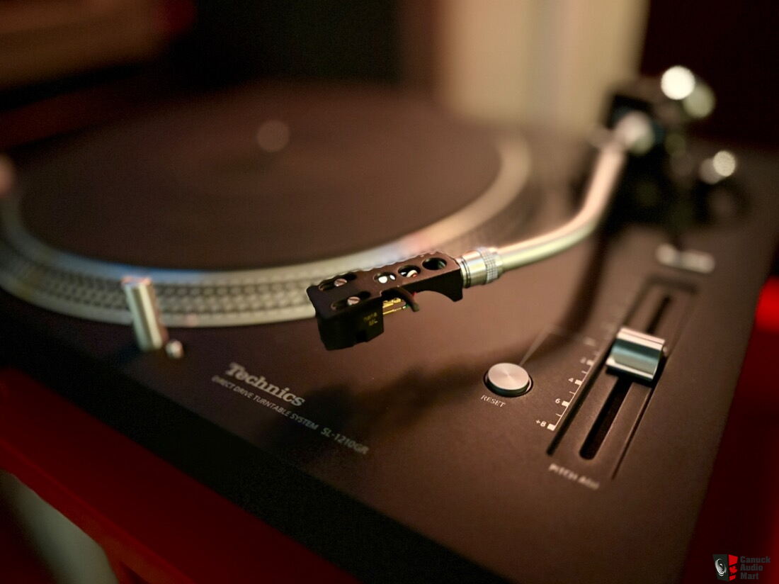 Technics 1210 GR For Sale - Canuck Audio Mart