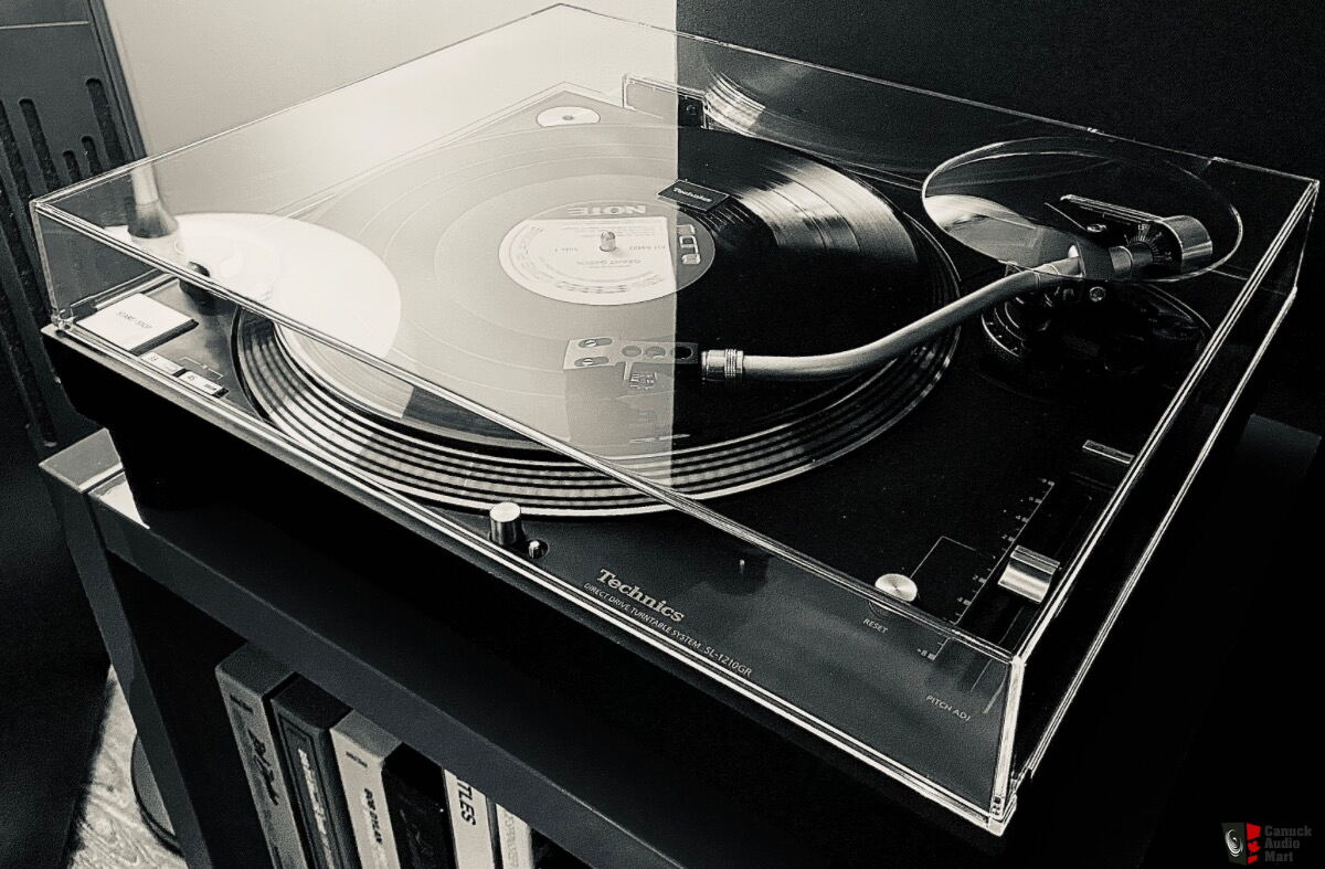 Technics 1210 GR Photo #5945882 - Canuck Audio Mart