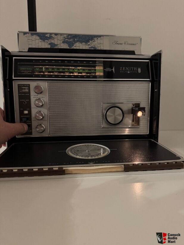 Zenith Transoceanic Royal D 7000Y Transistors radio excellent condition ...