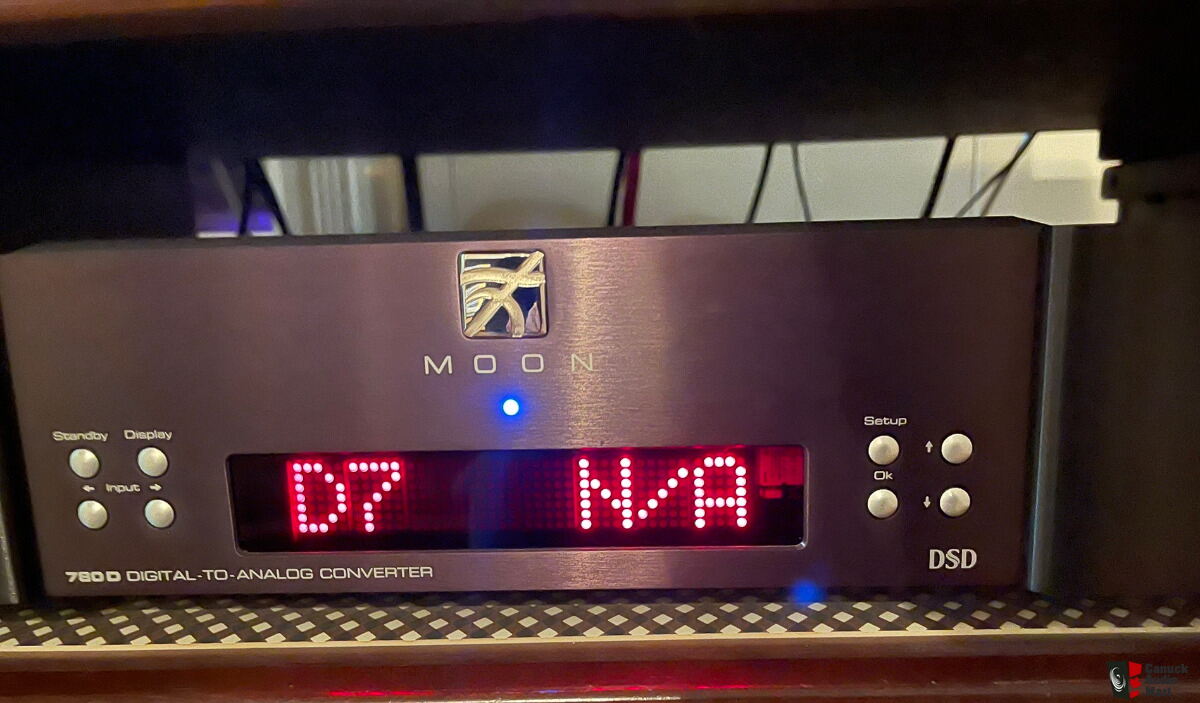 Simaudio 740P preamp / 820S LPS, sold individually or bundled Photo ...