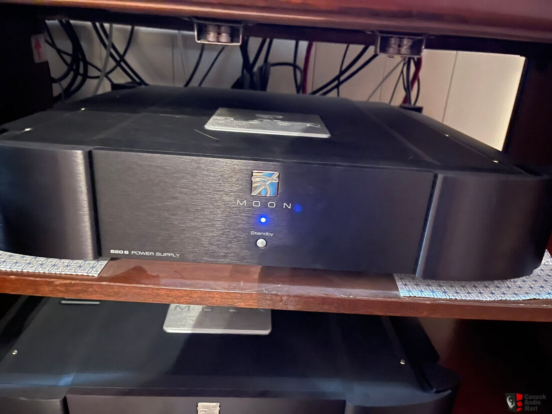 Simaudio 740P preamp / 820S LPS, sold individually or bundled Photo ...