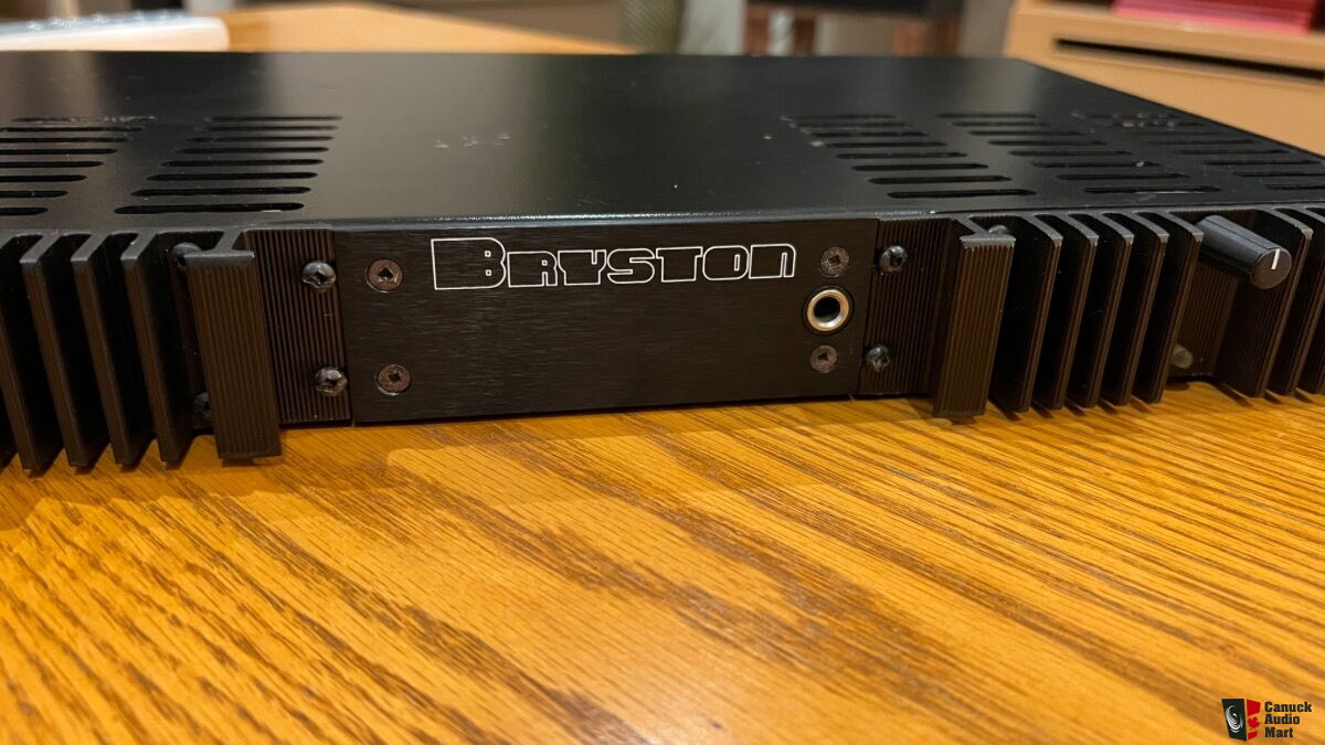 Bryston 2B-LP toroidal version Photo #5954015 - Canuck Audio Mart