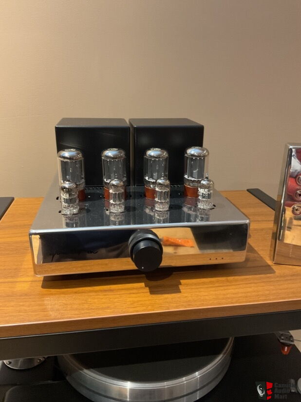 Qualiton A20I tube integrated amplifier Class A Shipping included in ...