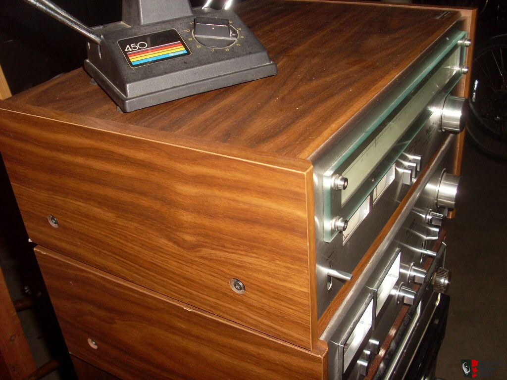 Technics ST-7300 tuner with SU-7300 and SU-8600 integrated amps Photo ...
