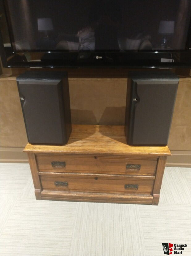 JBL N 28 Large Bookshelf Speakers Photo #5967769 - Canuck Audio Mart