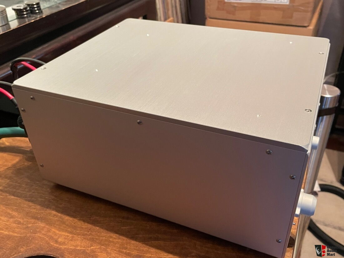 NAGRA INT (like new) integrated amplifier Photo #5971102 - Canuck Audio ...