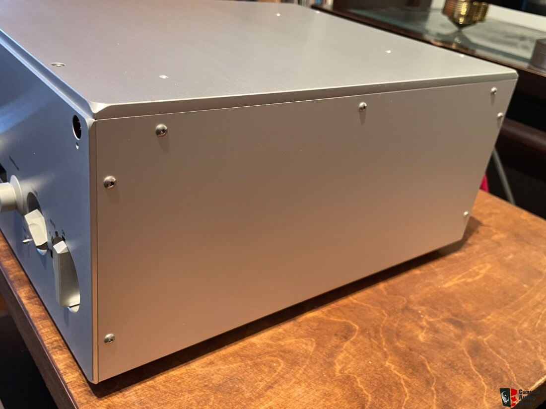 NAGRA INT (like new) integrated amplifier Photo #5971100 - Canuck Audio ...
