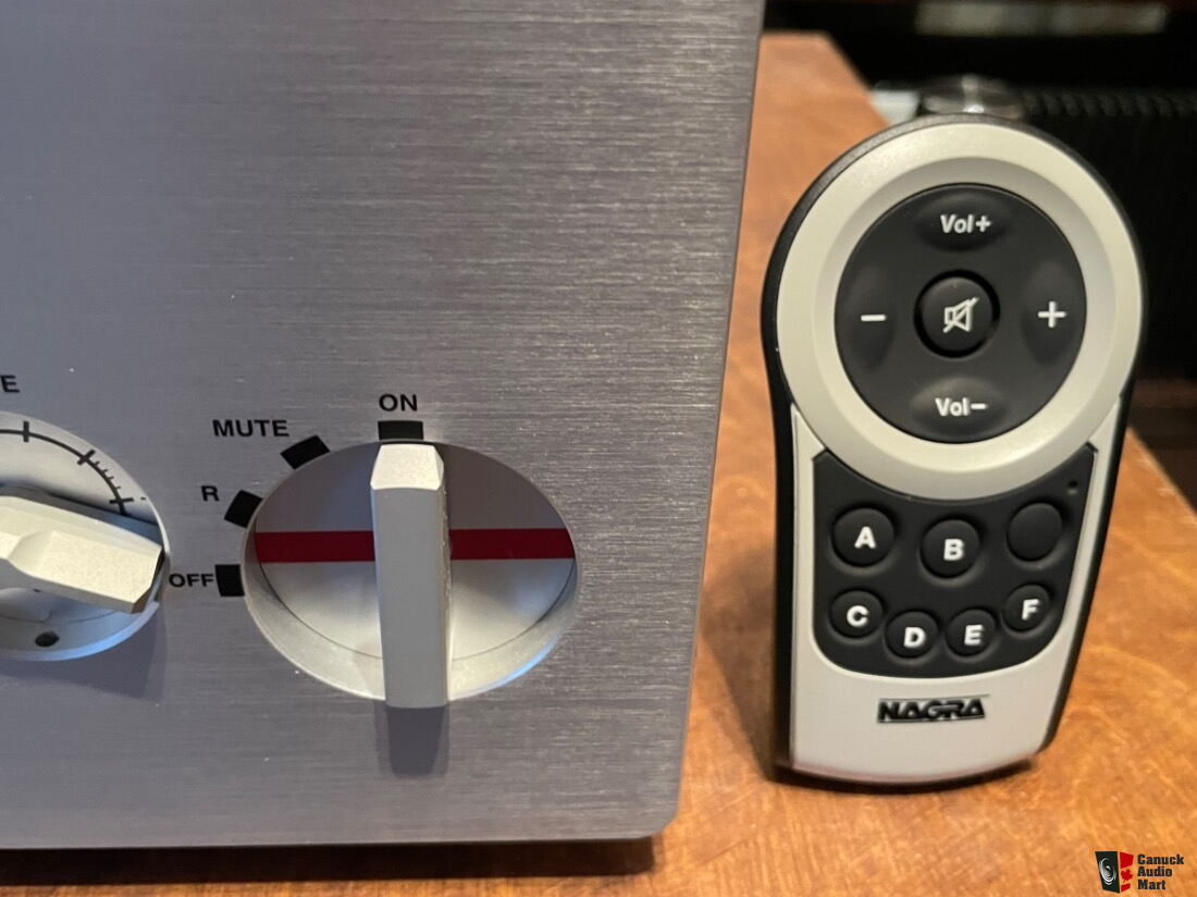 NAGRA INT (like new) integrated amplifier Photo #5971100 - Canuck Audio ...