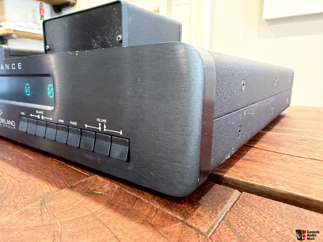 Jeff Rowland Consonance Pre Amp with phono Photo #5973913 - Canuck ...