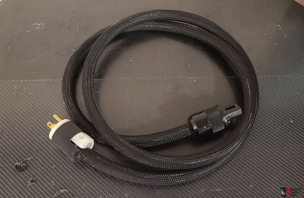 Totem Urth Power Cable. 2 Meters Photo #5975570 - Canuck Audio Mart