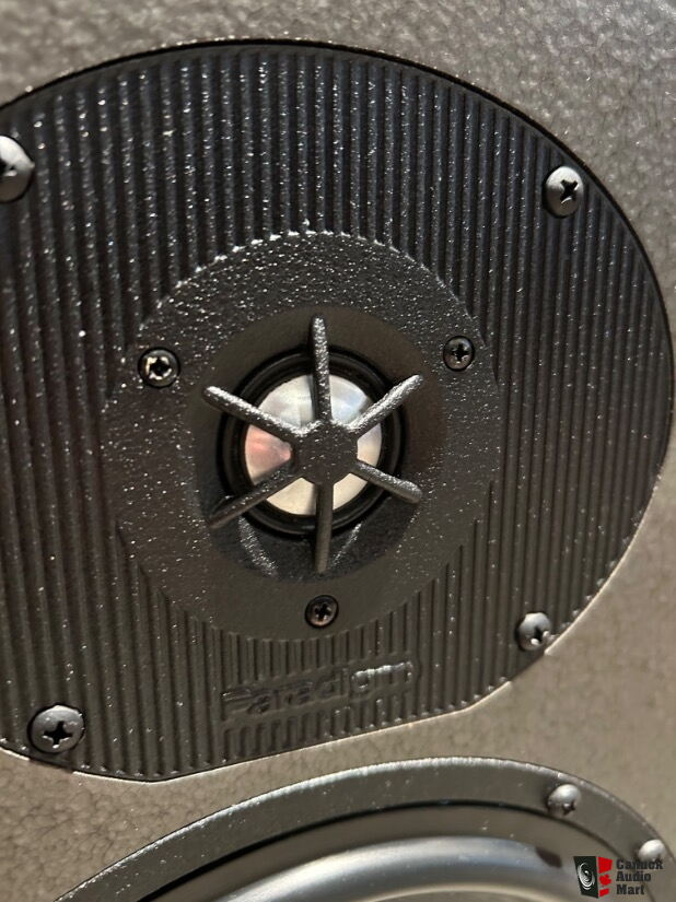 Paradigm export monitor ii Photo #5975661 - Canuck Audio Mart