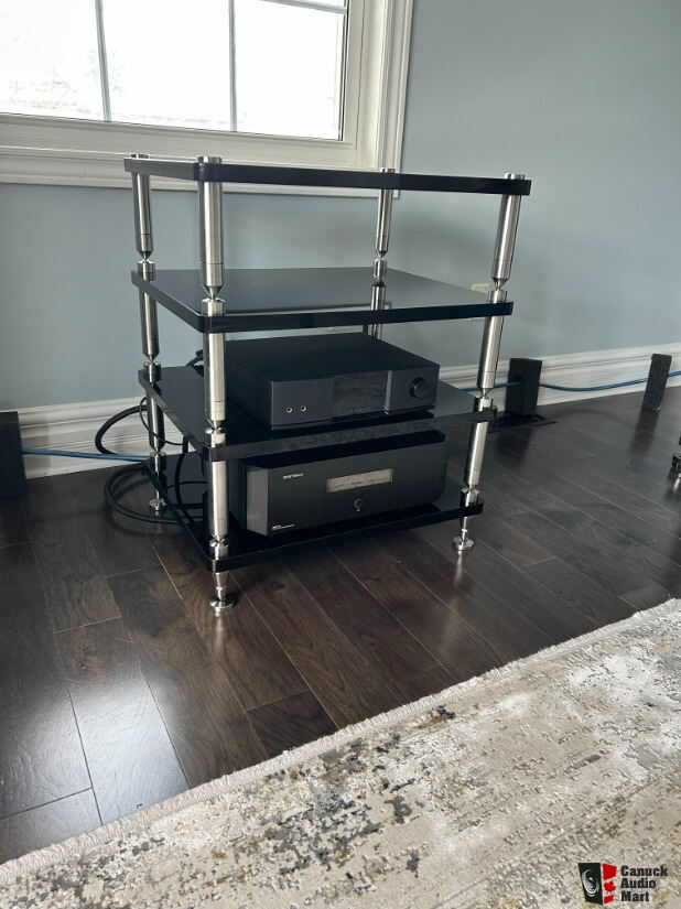 Adjustable HiFi rack, solid steel legs and thick acrylic Photo #5980559 ...
