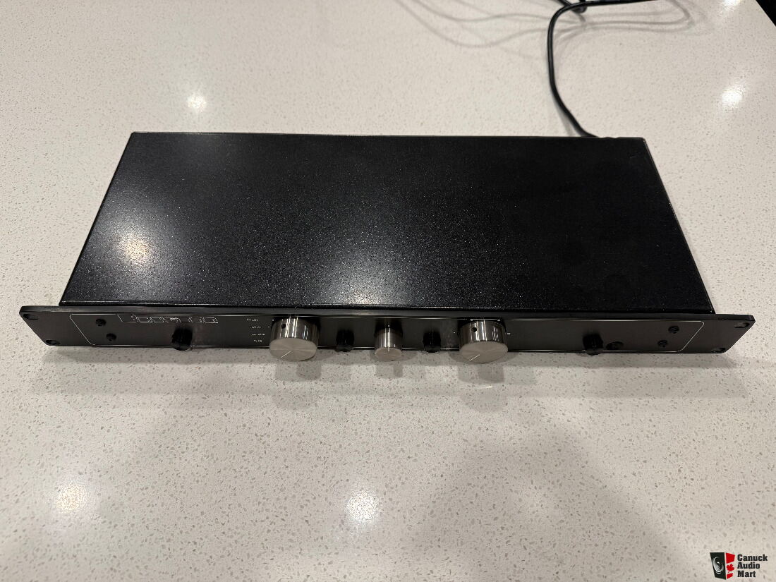 Bryston .5b Preamp For Sale - Canuck Audio Mart