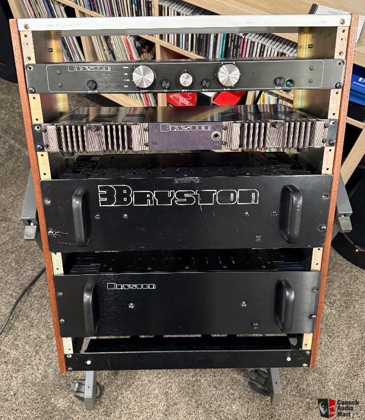 Bryston .5b Preamp Photo #5986280 - Canuck Audio Mart