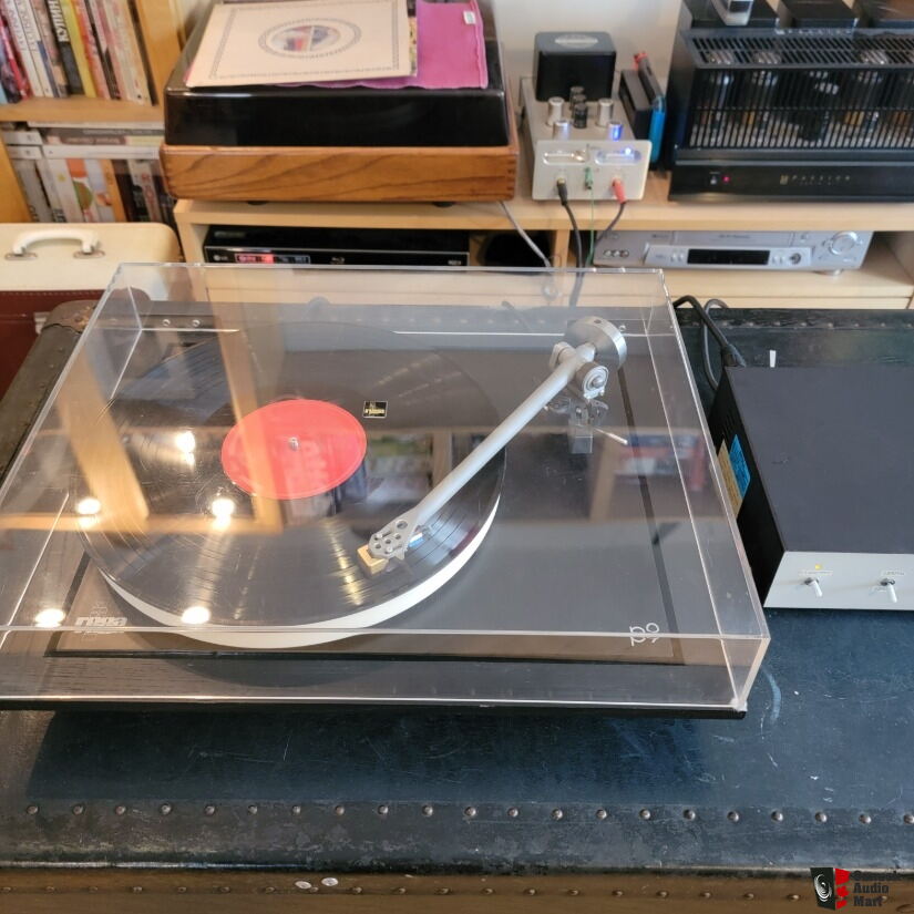 Rega P9 Vinyl Records Player Turntable Photo #5986472 - US Audio Mart