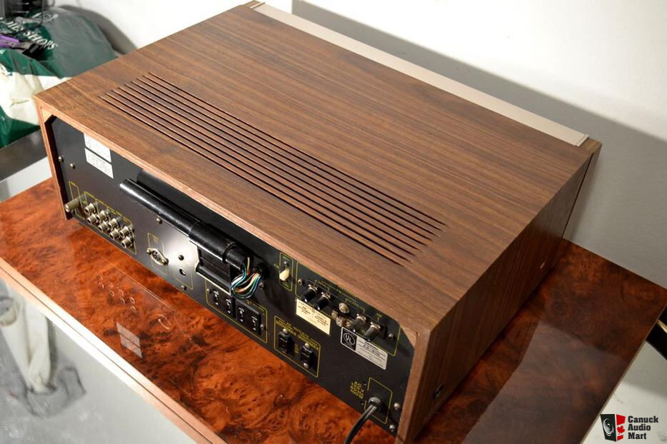 AKAI AA-910 STEREO RECEIVER - WORKS LIKE NEW Photo #598656 - UK Audio Mart