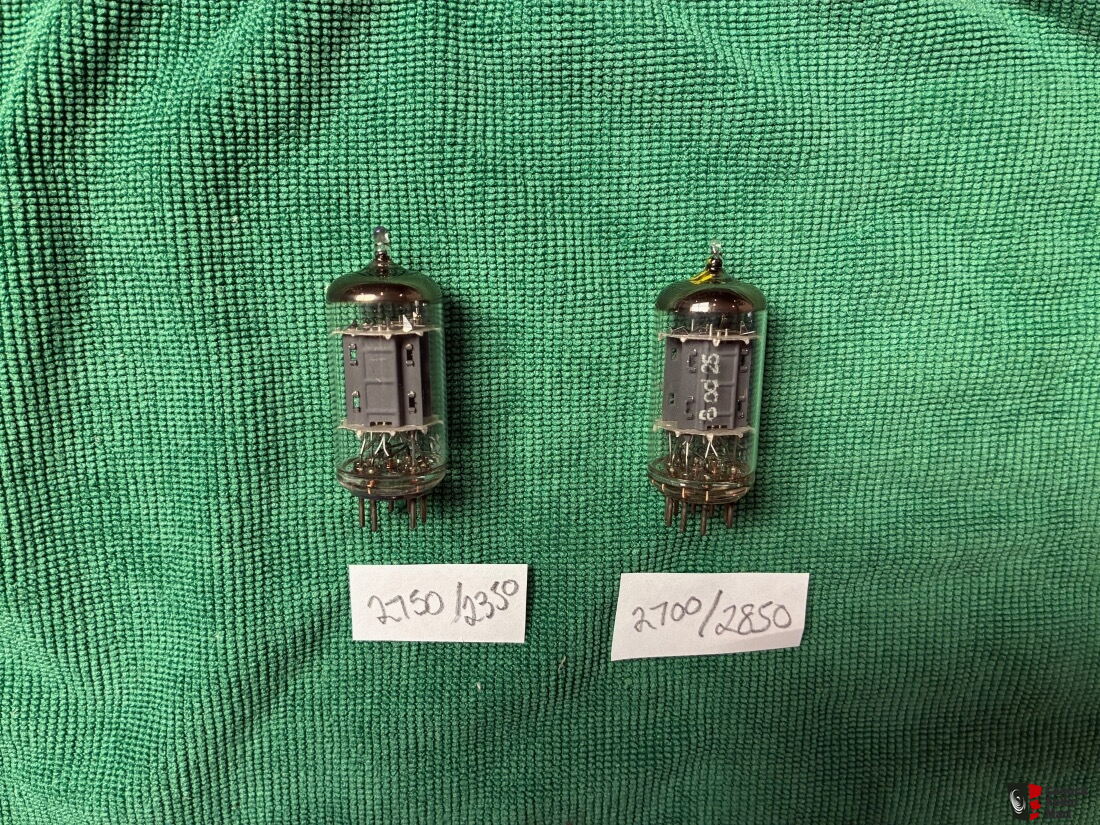 12AU7 Telefunken Ribbed Plate Tubes Pair Photo #5988493 - Canuck Audio Mart