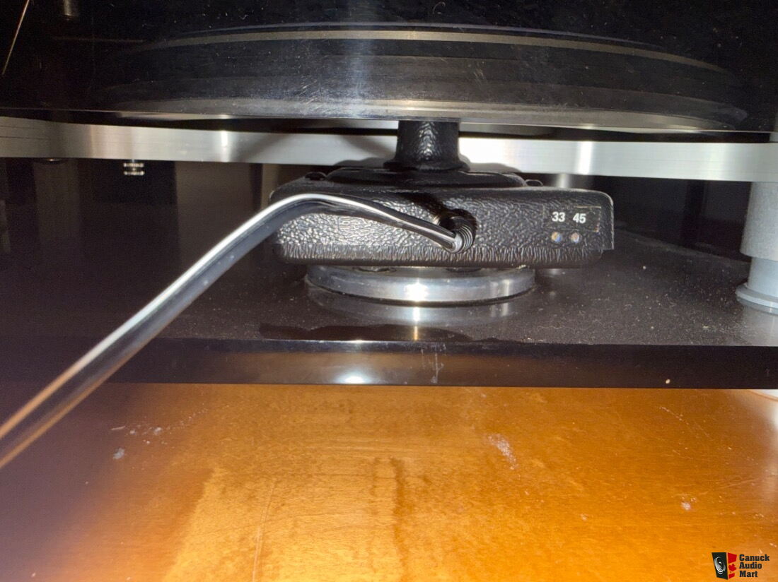 Oracle Delphi Mark I Turntable Photo #5989794 - Canuck Audio Mart